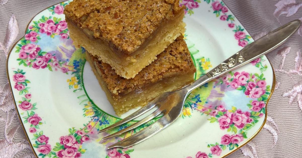 Pecan and Maple Syrup slice by vintage65. A Thermomix ® recipe in the ...