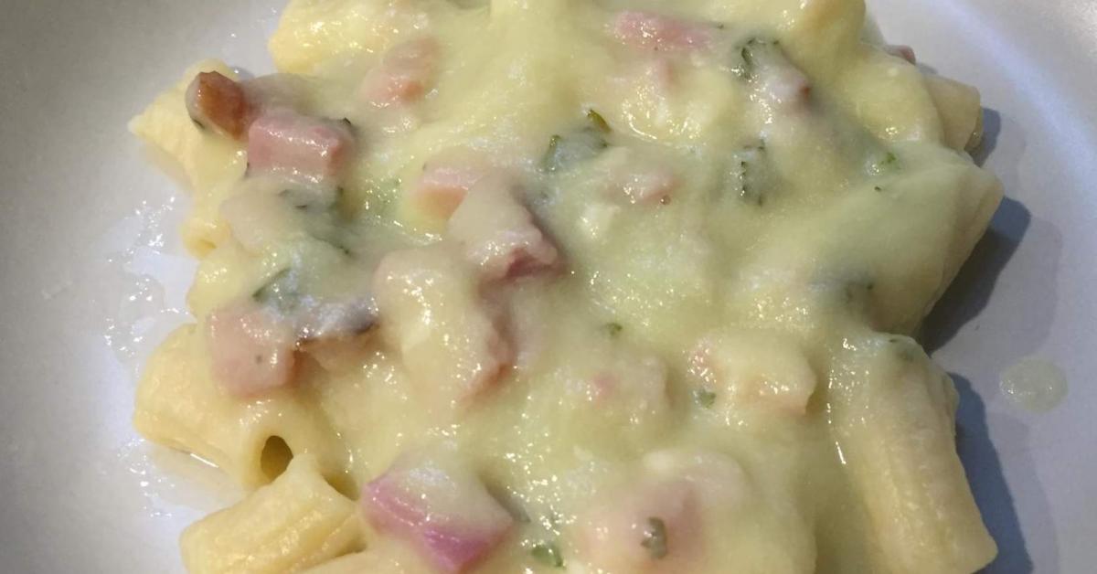 Ultimate (sneaky) Creamy Pasta Sauce by GiaWhit. A Thermomix ® recipe ...