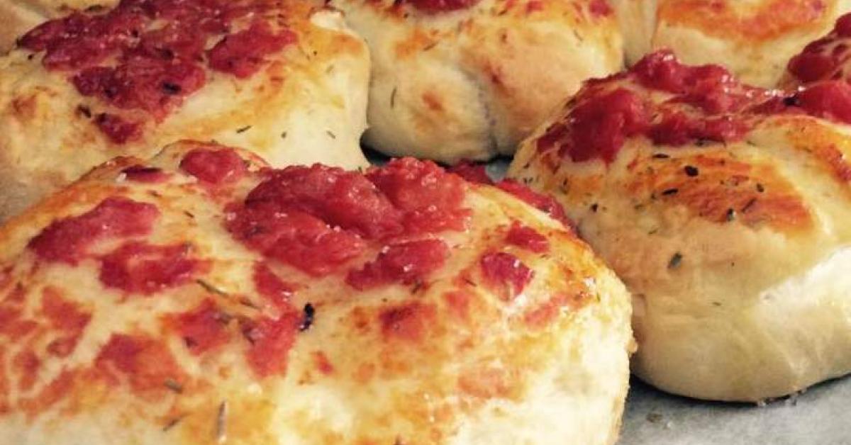 Delicious Ook Ook Rolls by guest. A Thermomix ® recipe in the category ...