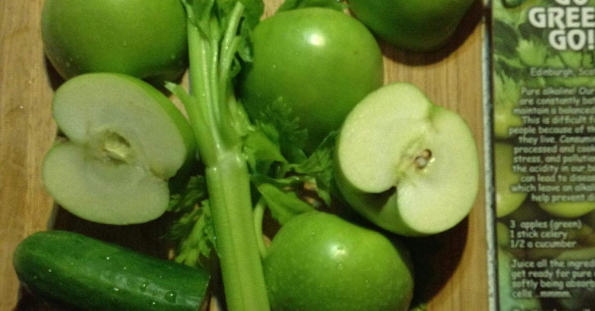 Go Green Go Juice by 07077. A Thermomix ® recipe in the category Drinks ...