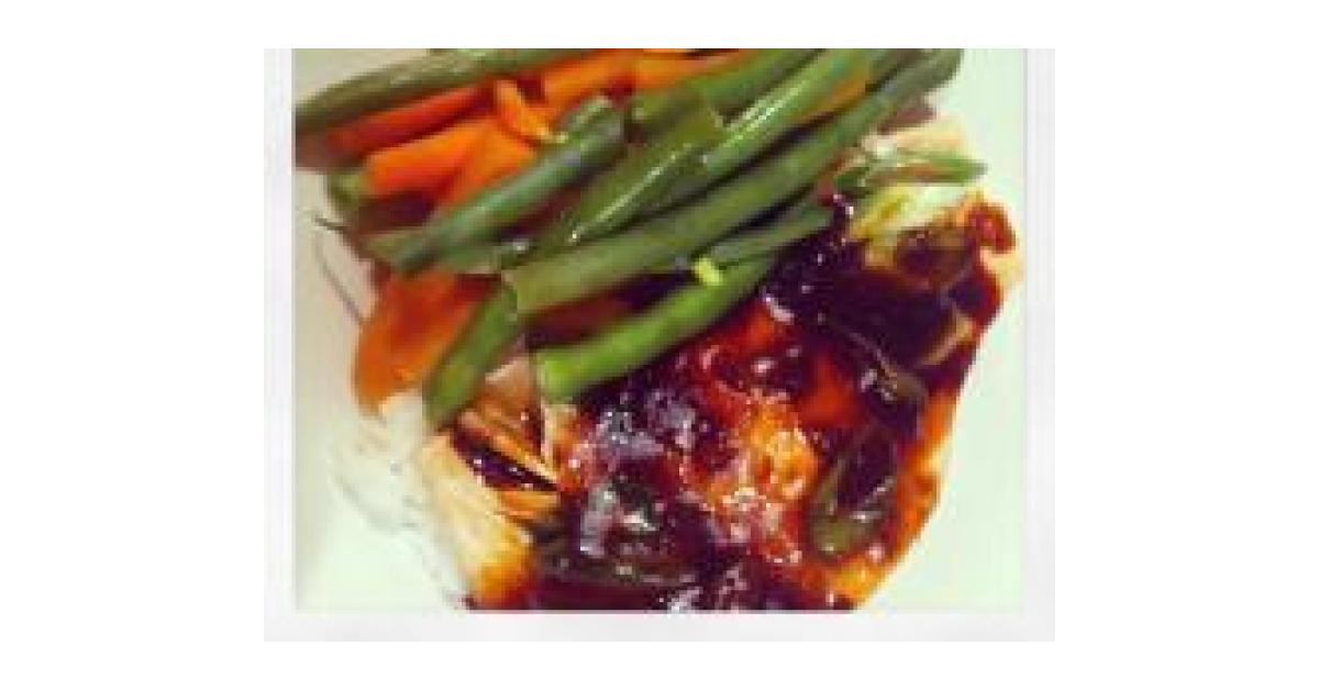 Steamed Salmon with Garlic and Ginger (Ca Hap Toi Gung) (Fructose ...