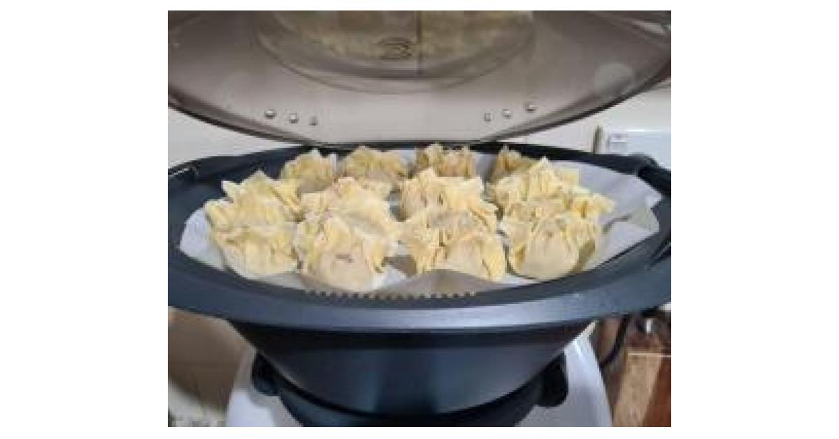 Beanie's Pork and Chive Dumplings by guest. A Thermomix ® recipe in the ...