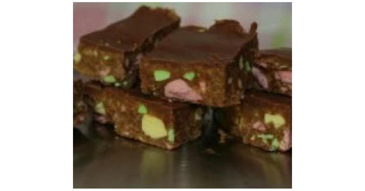 Clinker slice by guest. A Thermomix ® recipe in the category Baking ...