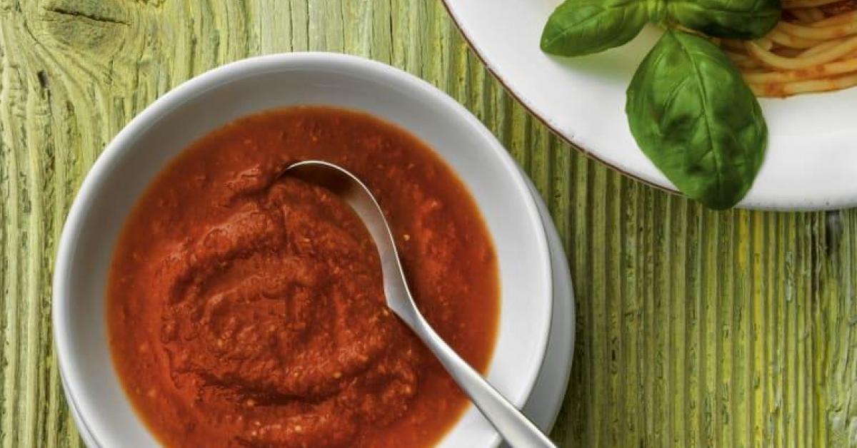 Passata by maddirose. A Thermomix ® recipe in the category Sauces, dips ...