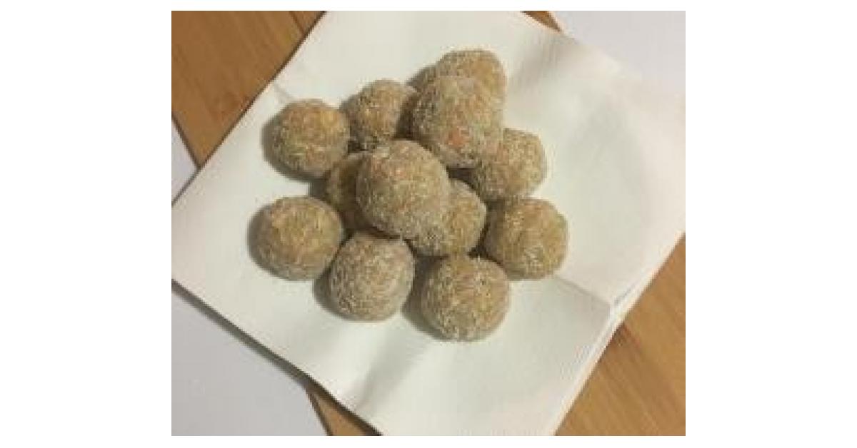 Lolly log bliss balls by guest. A Thermomix ® recipe in the category ...